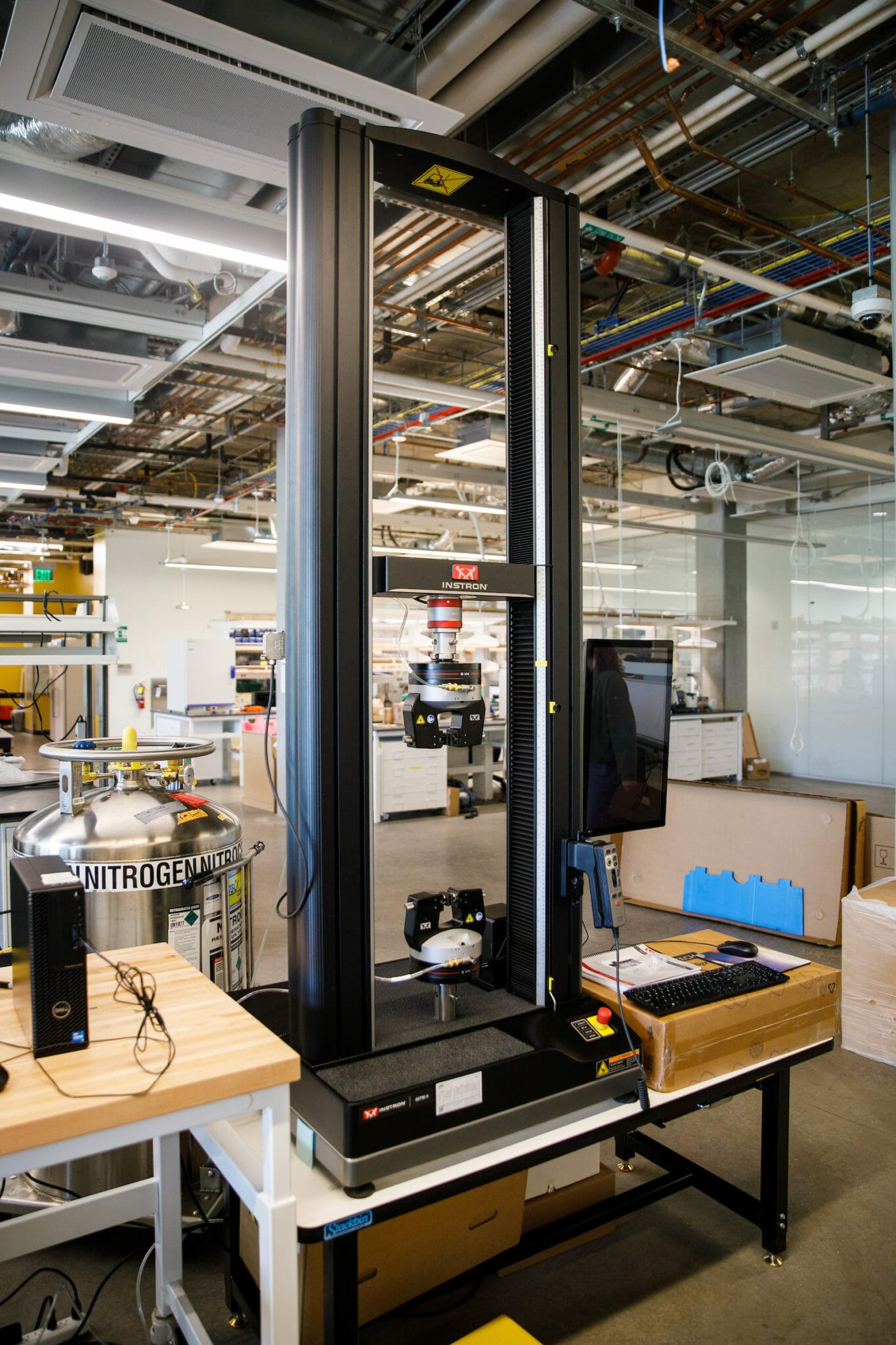 Equipment | Sustainable Macromolecular Materials and Manufacturing ...